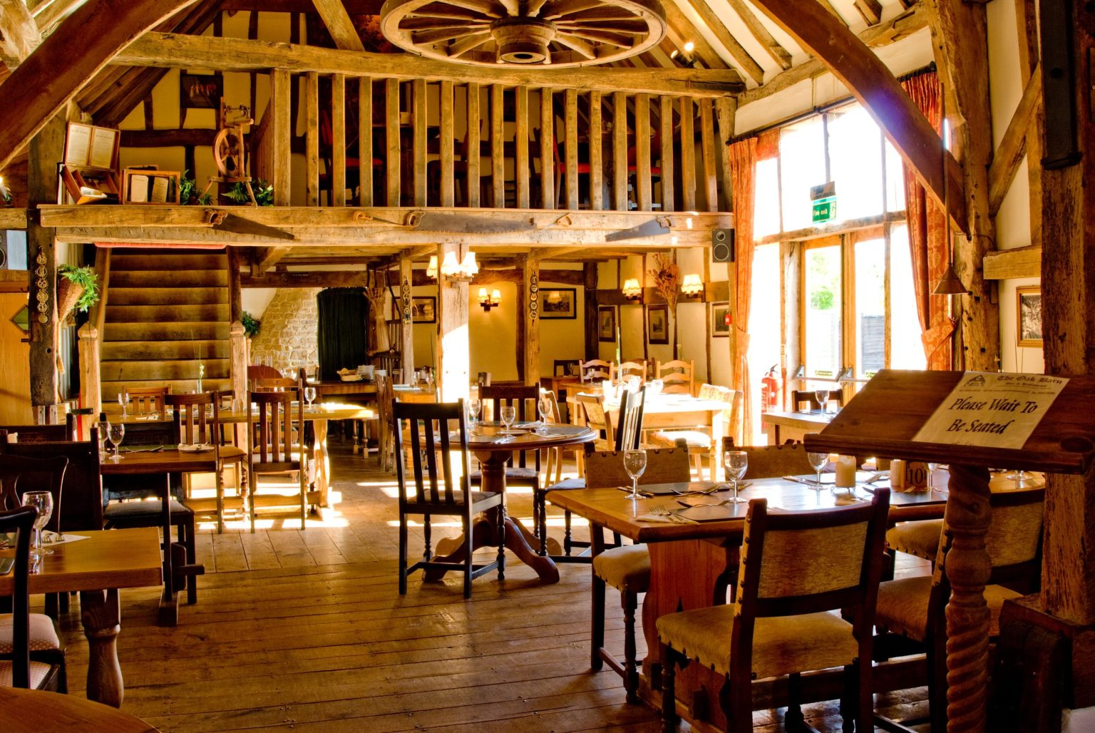 Home - The Oak Barn Restaurant & Bar - Burgess Hill